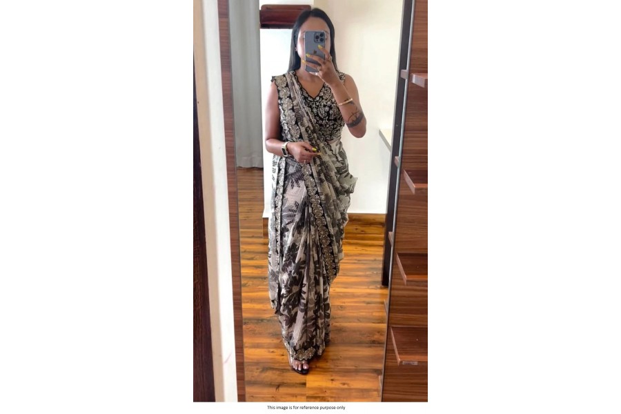 Buy Bollywood Model georgette Digital print saree in black in UK