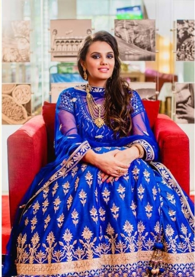 Buy Bollywood model Royal blue silk wedding lehenga choli in UK, USA ...